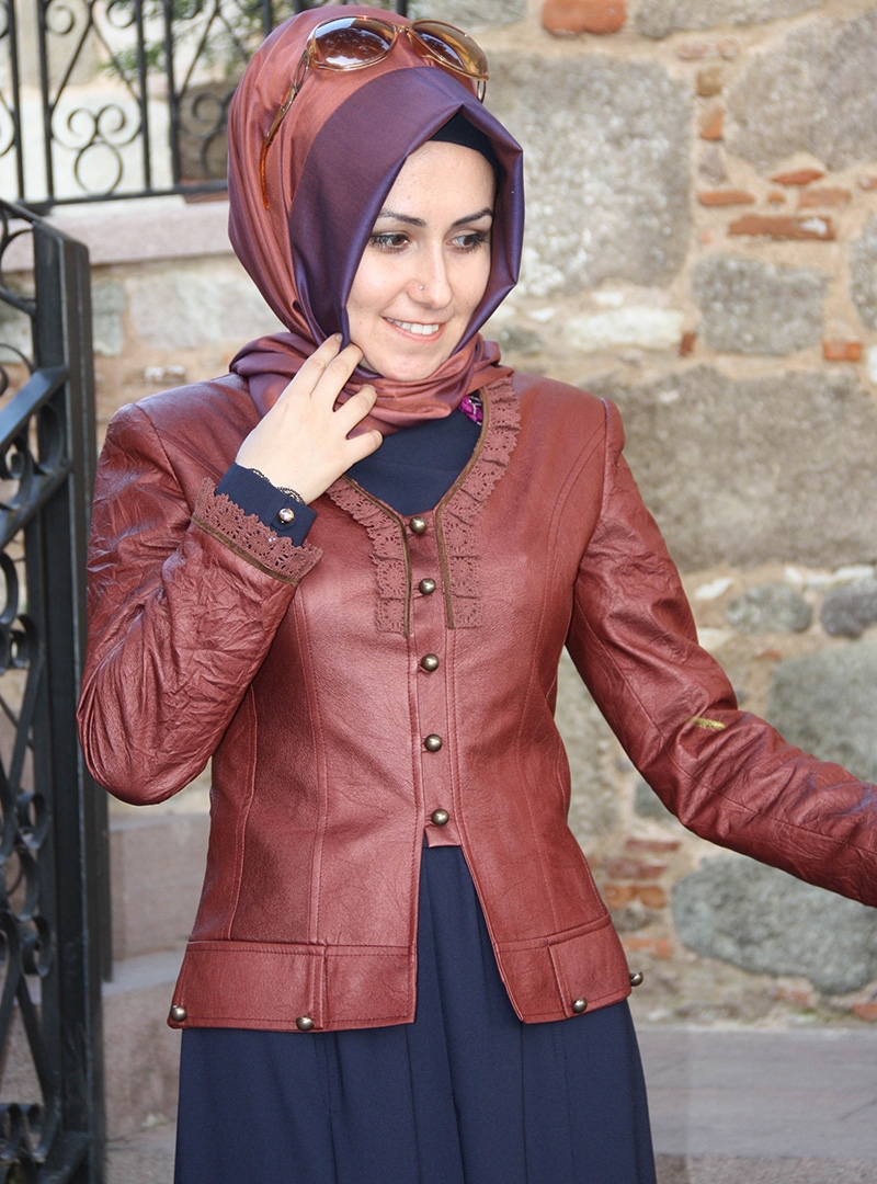 Trendy Hijab Fashion: Lacy Leather Jacket Models