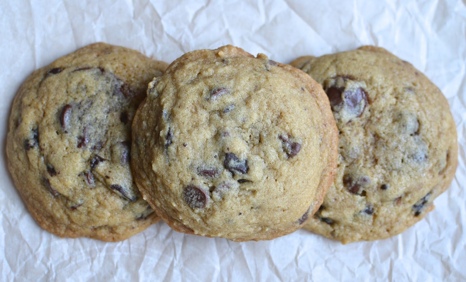 Playing with Flour: Mrs. Fields Chocolate Chip Cookies