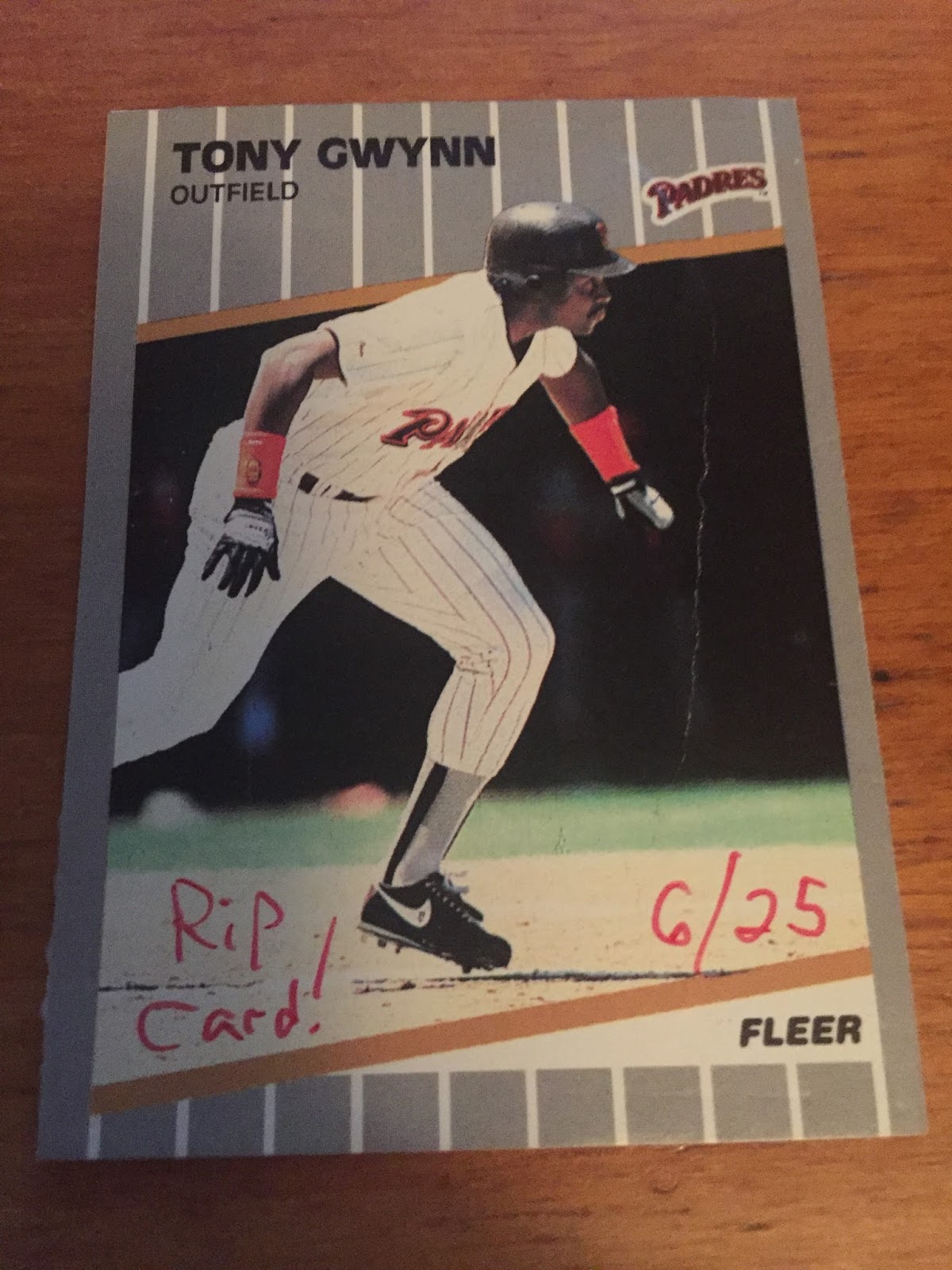 It's like having my own Card Shop: I ripped my first rip card!