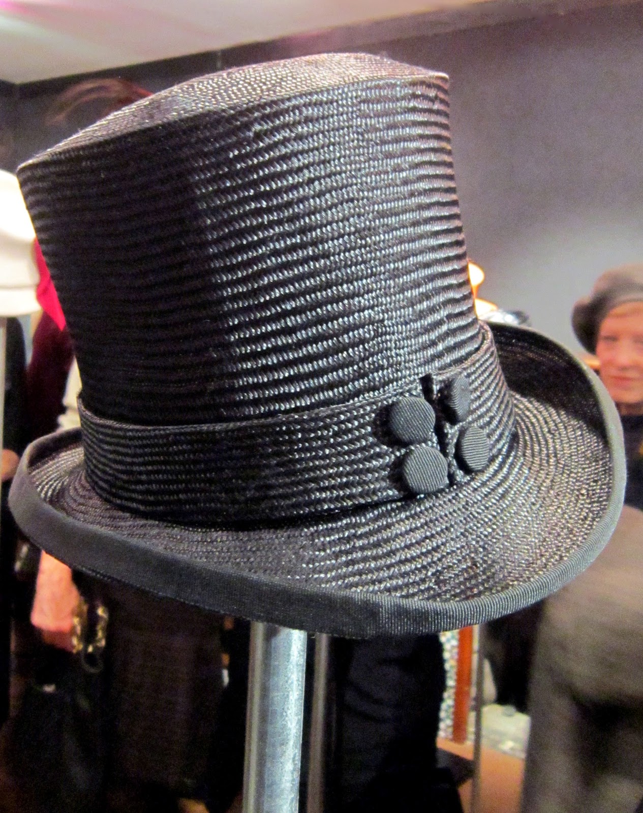 Idiosyncratic Fashionistas: Night & Day - Milliner's Guild at the ...