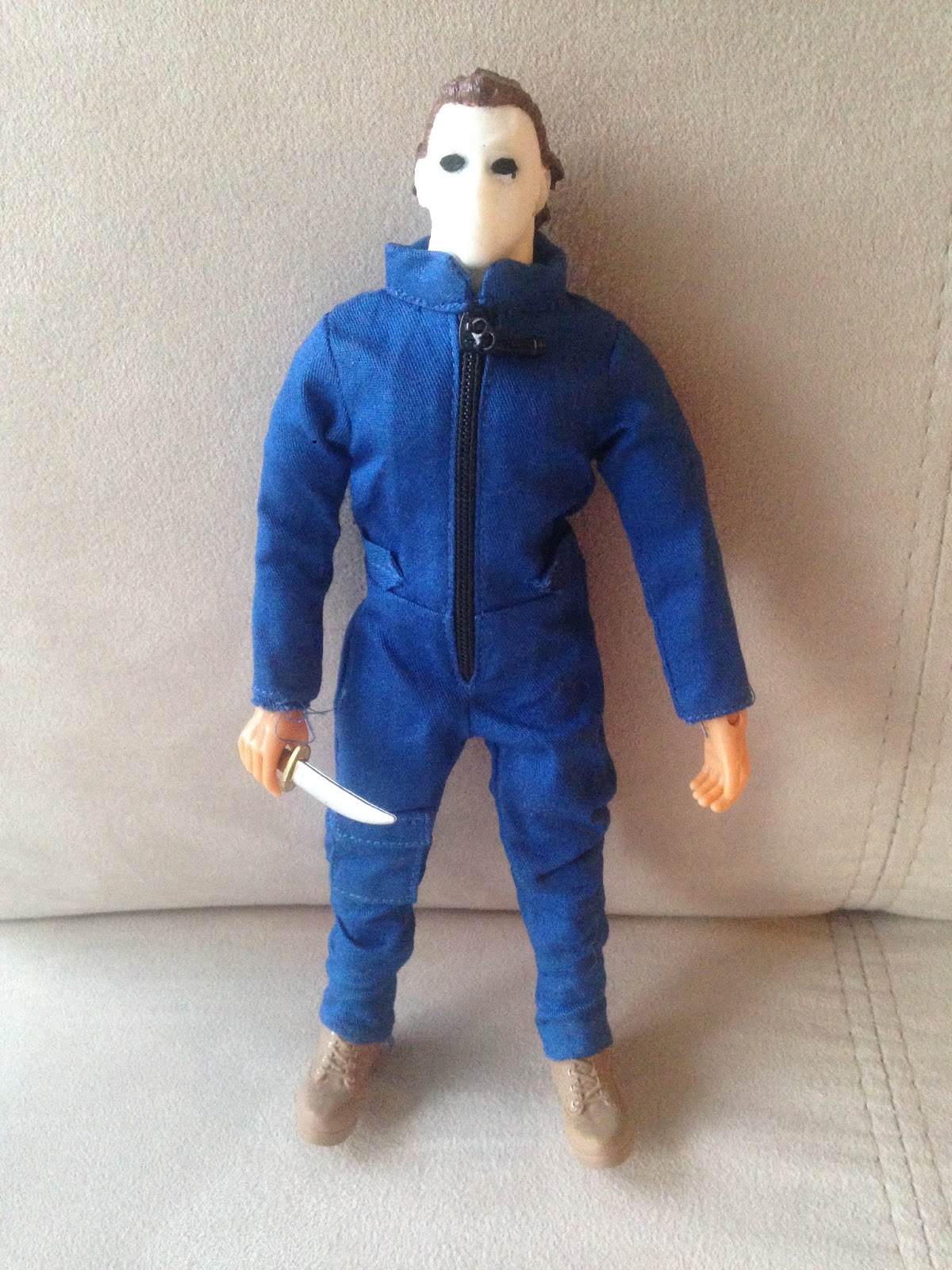POP CULTURE SHOP: MICHAEL MYERS HALLOWEEN 8" ACTION FIGURE RETRO MEGO ...