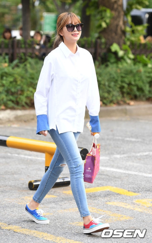 Apink Hayoung Airport Fashion - Official Korean Fashion