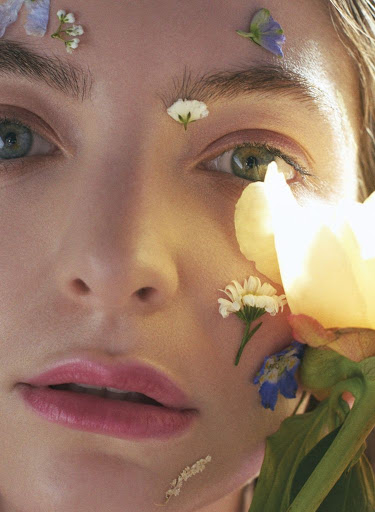 Lorde – Fashion Magazine September 2017 | Fashion Magazine