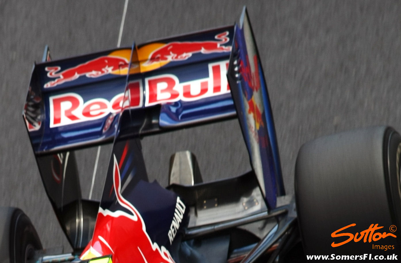 #TechF1LE: Red Bull RB6 - SomersF1 - The technical side of Formula One