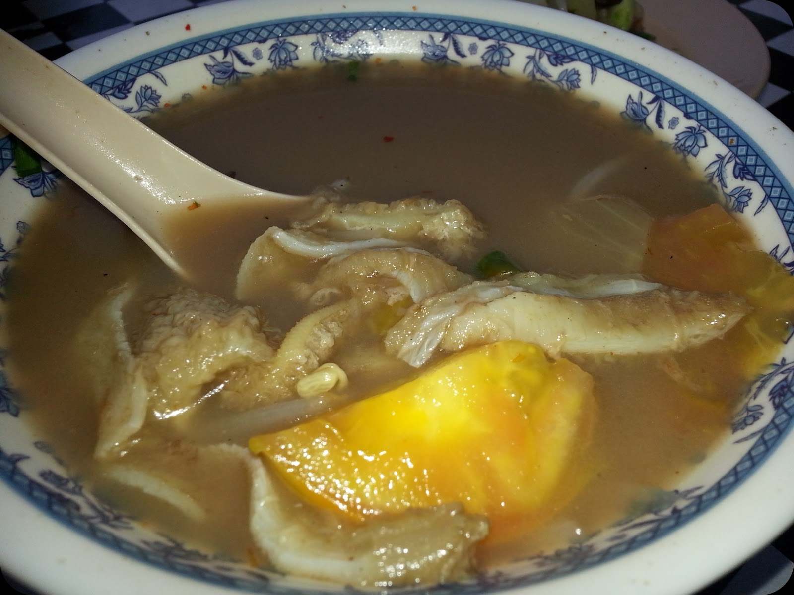 MY ALL: sup perut, saya dah pandai makan, yeayyy!!