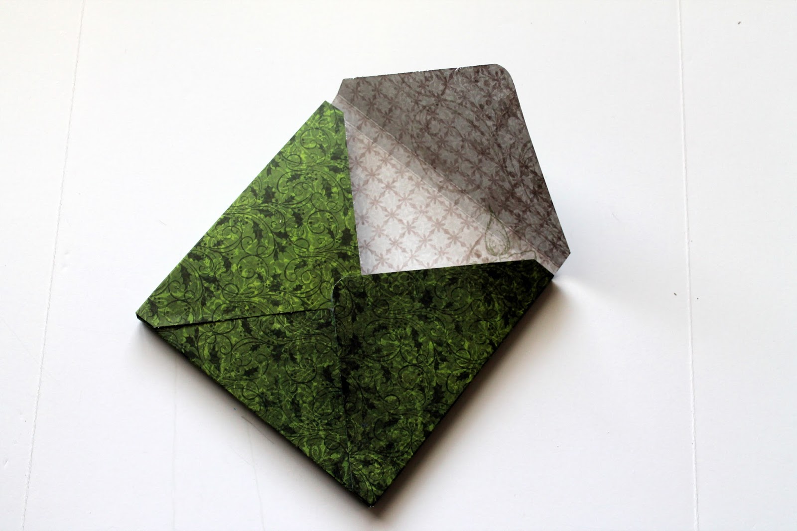 Archi's CraftCave!: 3D Envelope Tutorial in Various Sizes!!