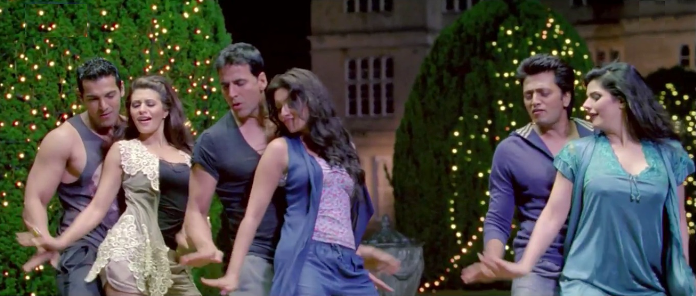 Lyrics - Housefull 2, Right Now Now, Full Song Download | INDIANOFS
