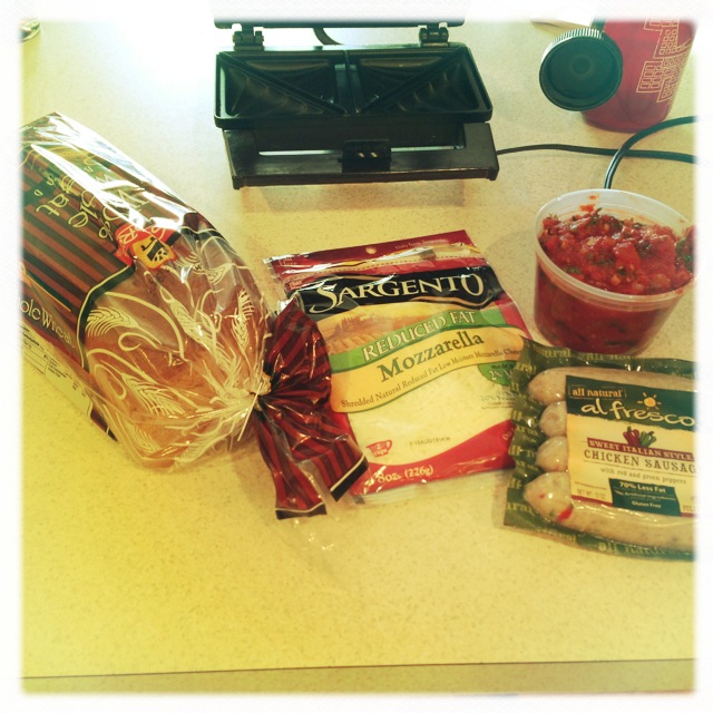 30 Things to Do Now That I'm 30: Grilled Cheese Pizza