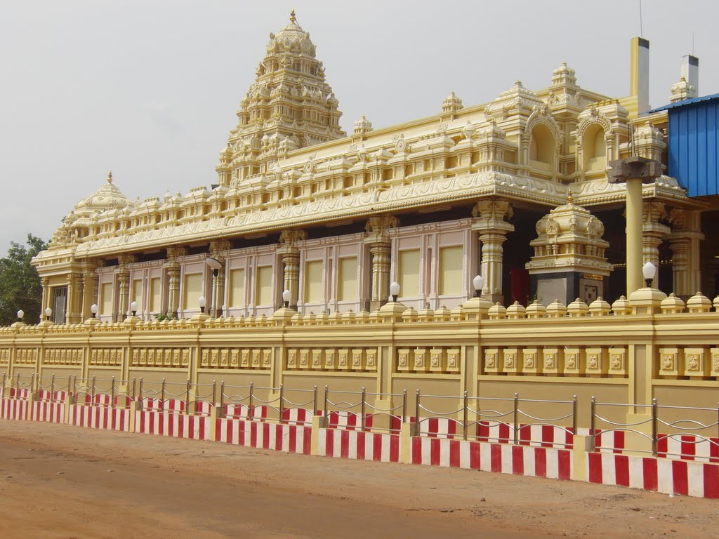 Tamilnadu Tourism: Sri Punnai Srinivasaperumal Temple (Vana Thirupathi ...