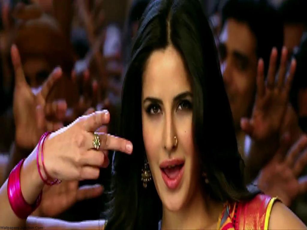Katrina Kaif As Chikni Chameli In Agneepath | Worlds Best Wallpapers ...
