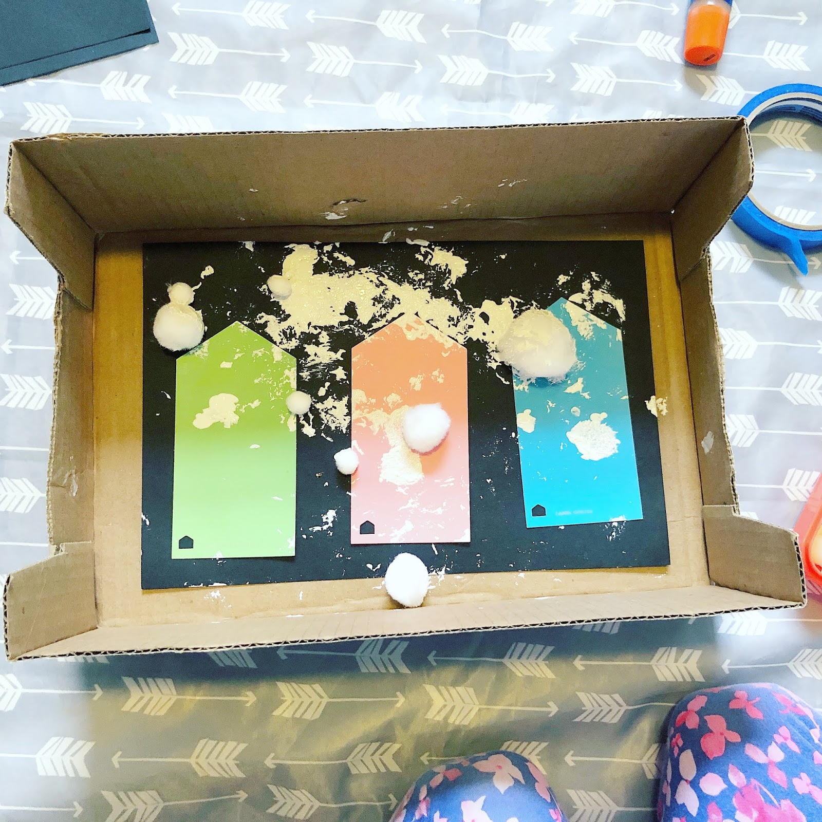 Find the Little Mind: Snowy Rooftops Craft