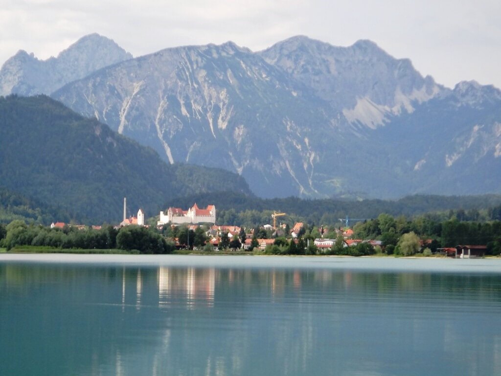 Como é o passeio de barco pelo Lago Forggensee na Alemanha | Viajar ...