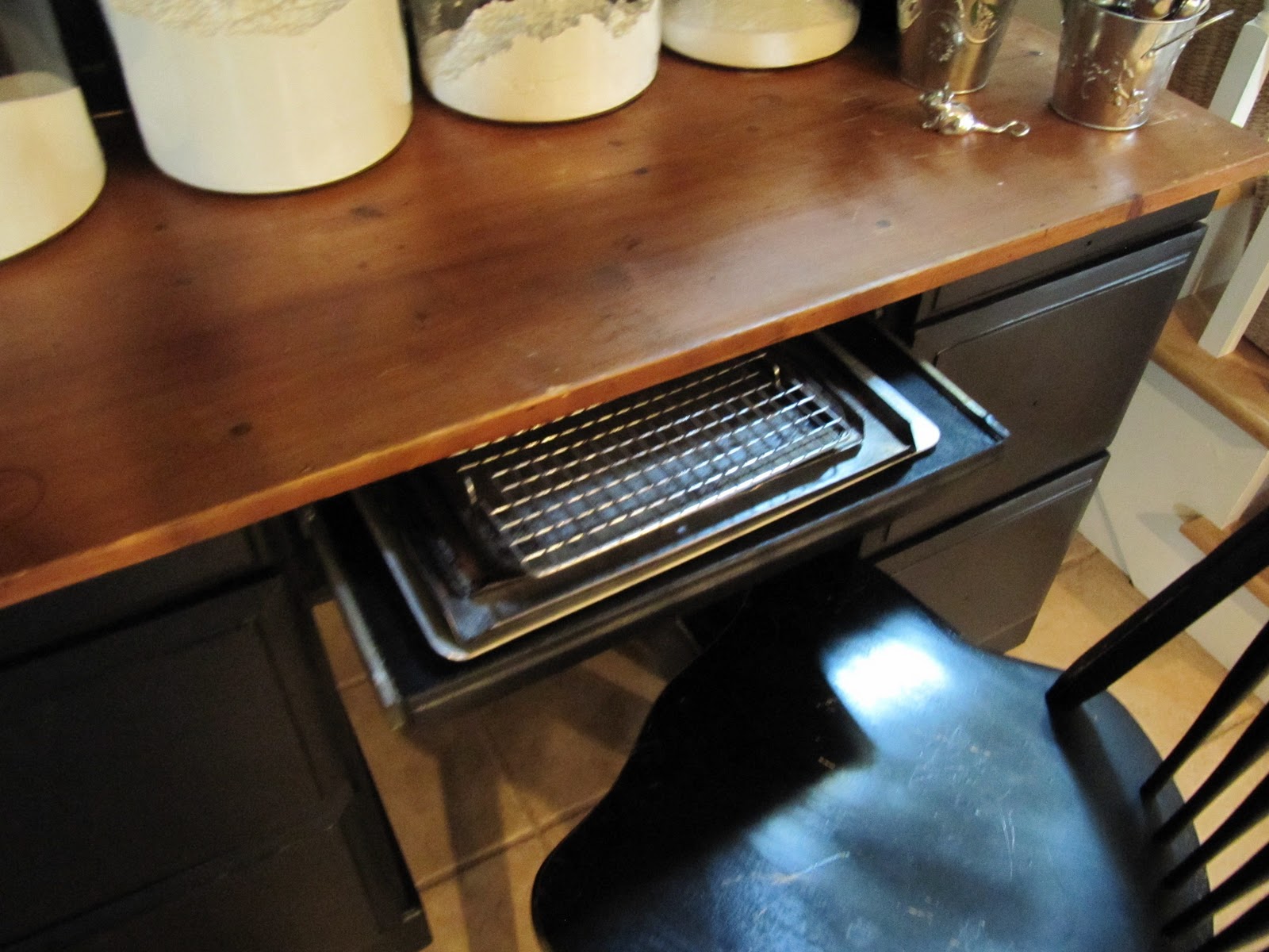 Sew Many Ways...: Baking Center From An Old Desk...