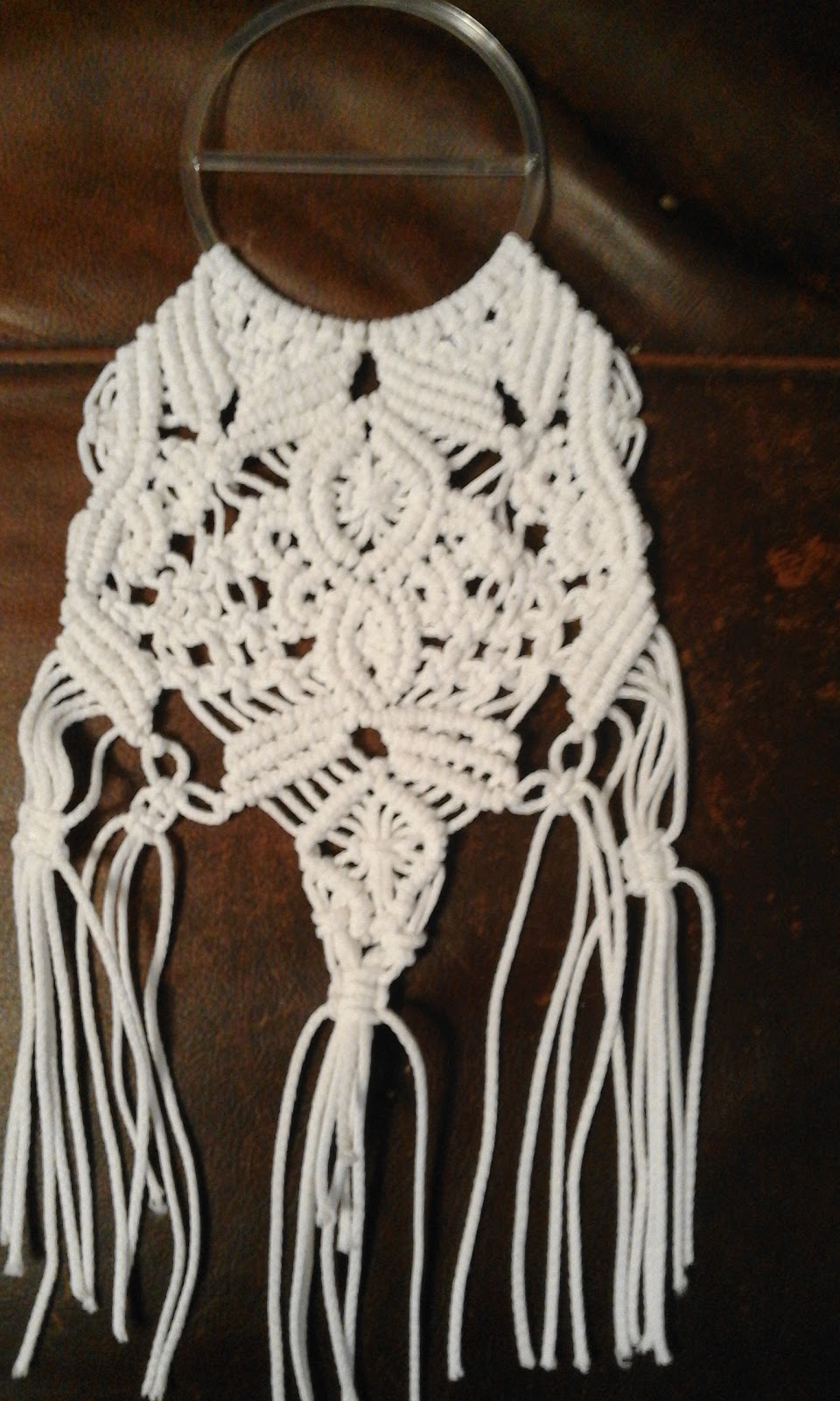 Adriana Hobby: Tehnica macrame - brodrie cu noduri