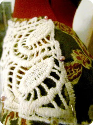 Etcetorize: Crochet Back Inset