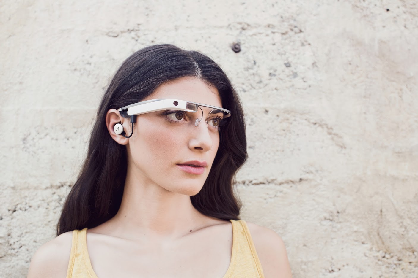 Next-generation Google Glass reported to be powered by Intel processor