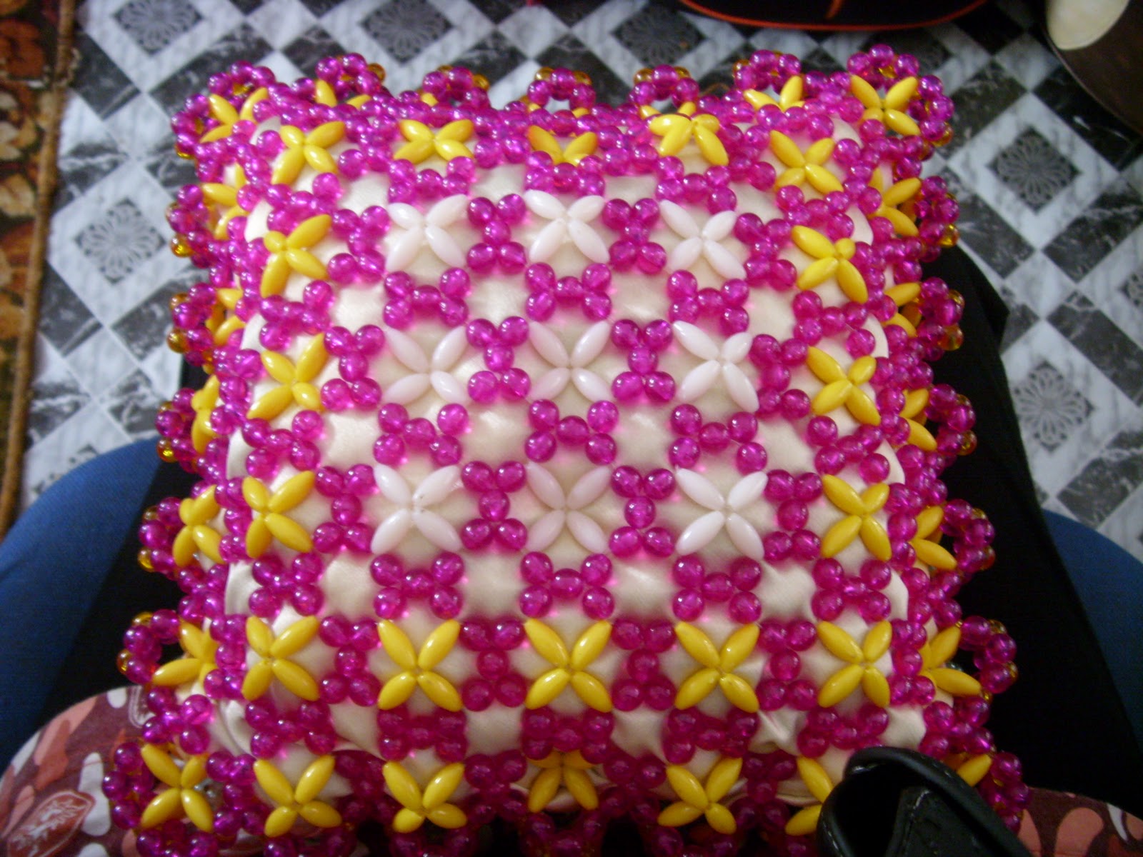 KRAFTANGAN: kraftangan di Sarawak