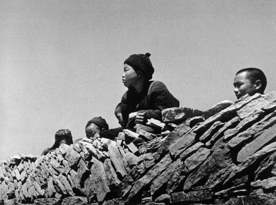 solitary dog sculptor: Photos - Fotos: Robert Capa - China 1938 - Sino ...