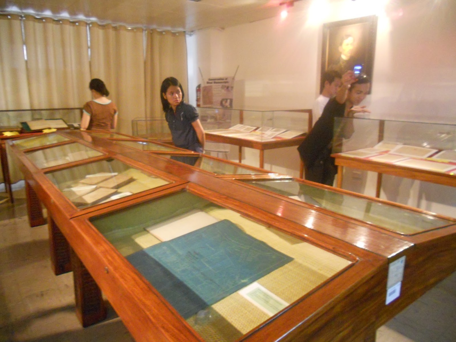 History in the Philippines: National Library of Jose Rizal