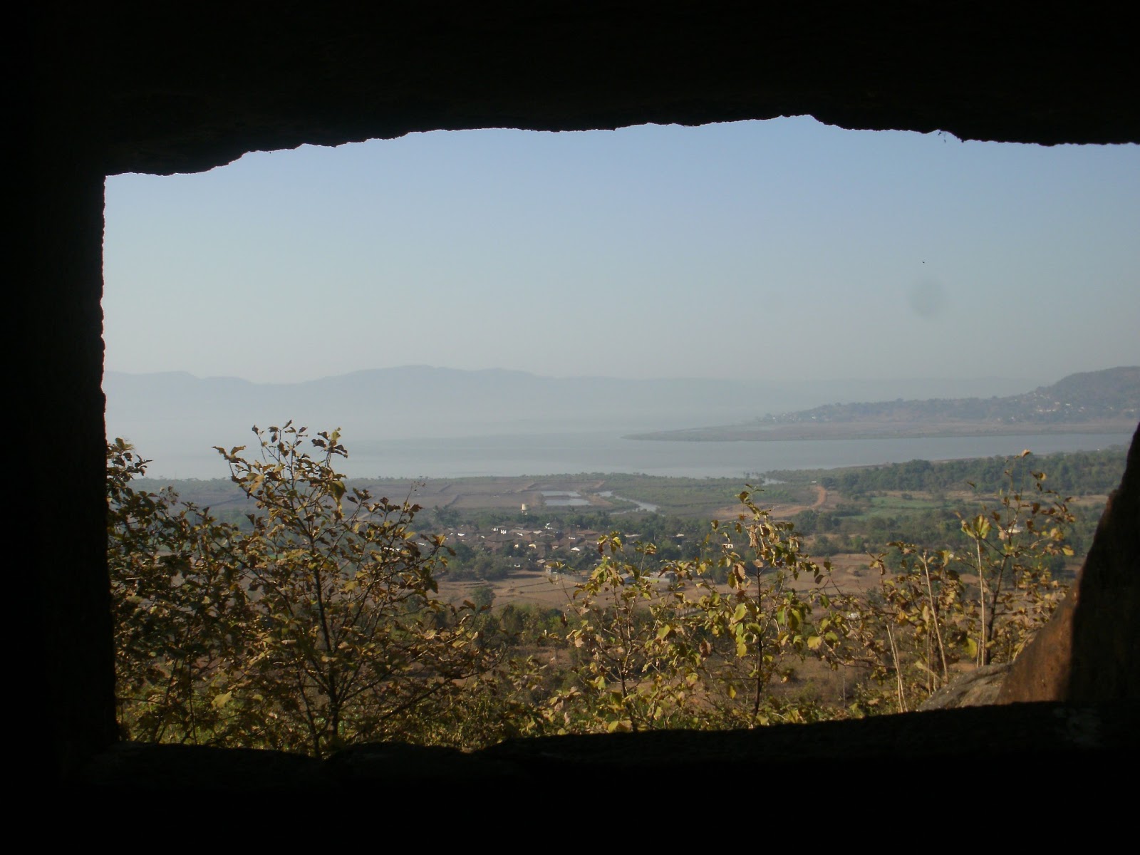 Anurag's Corner: AvchitGad-Birwadi Fort-GhosalGad-TalaGad-Kuda Caves ...