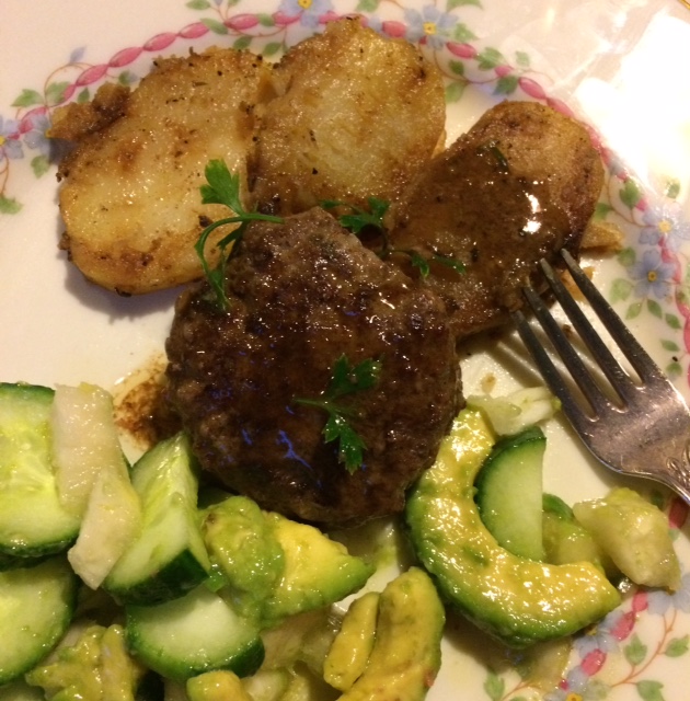 Honey From Rock: Bifteck Hache a La Lyonnaise! for Eat the World - France