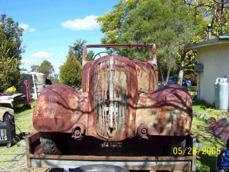 My 1928 Chevrolet: Rusty Relics (Latest Installment of over 150 photos)