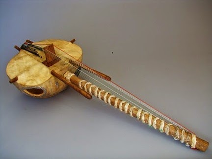 Extended diploma in art and design 2015: Folk music and instruments