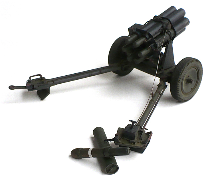 The Great Canadian Model Builders Web Page!: 15CM Nebelwerfer 41