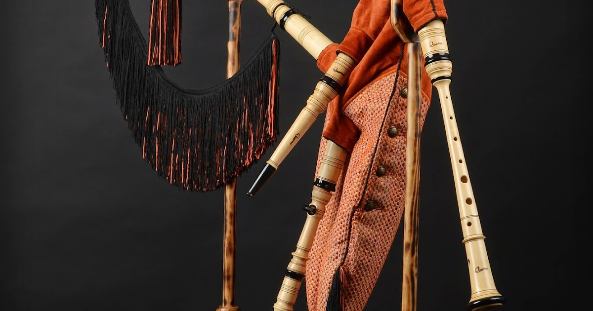 Instrumentos tradicionais: - Gaita