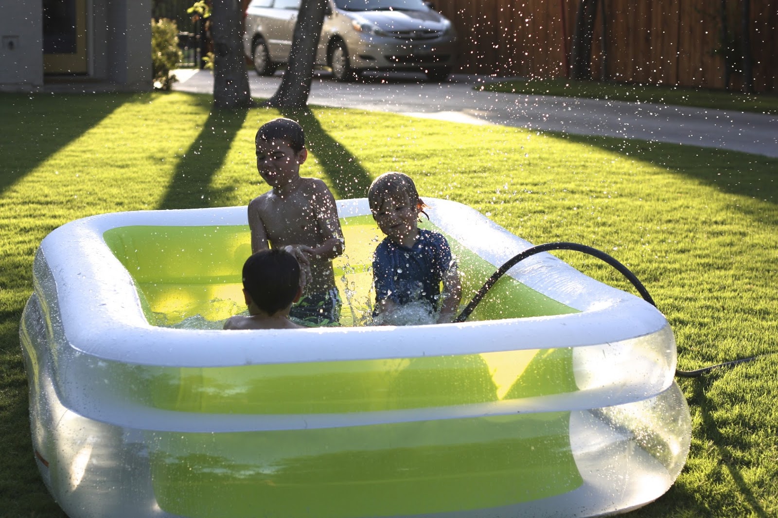 my life in a house full of boys: We Got a Pool!!