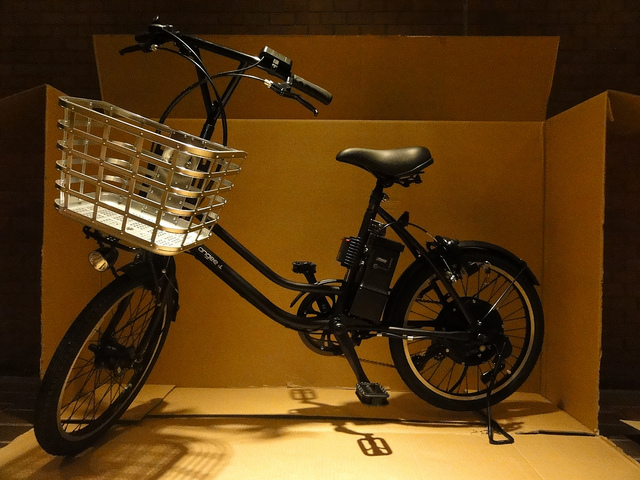 angee+L が届きました! - 写真で見る電動アシスト自転車 angee 開梱レポート: LAB@Moon