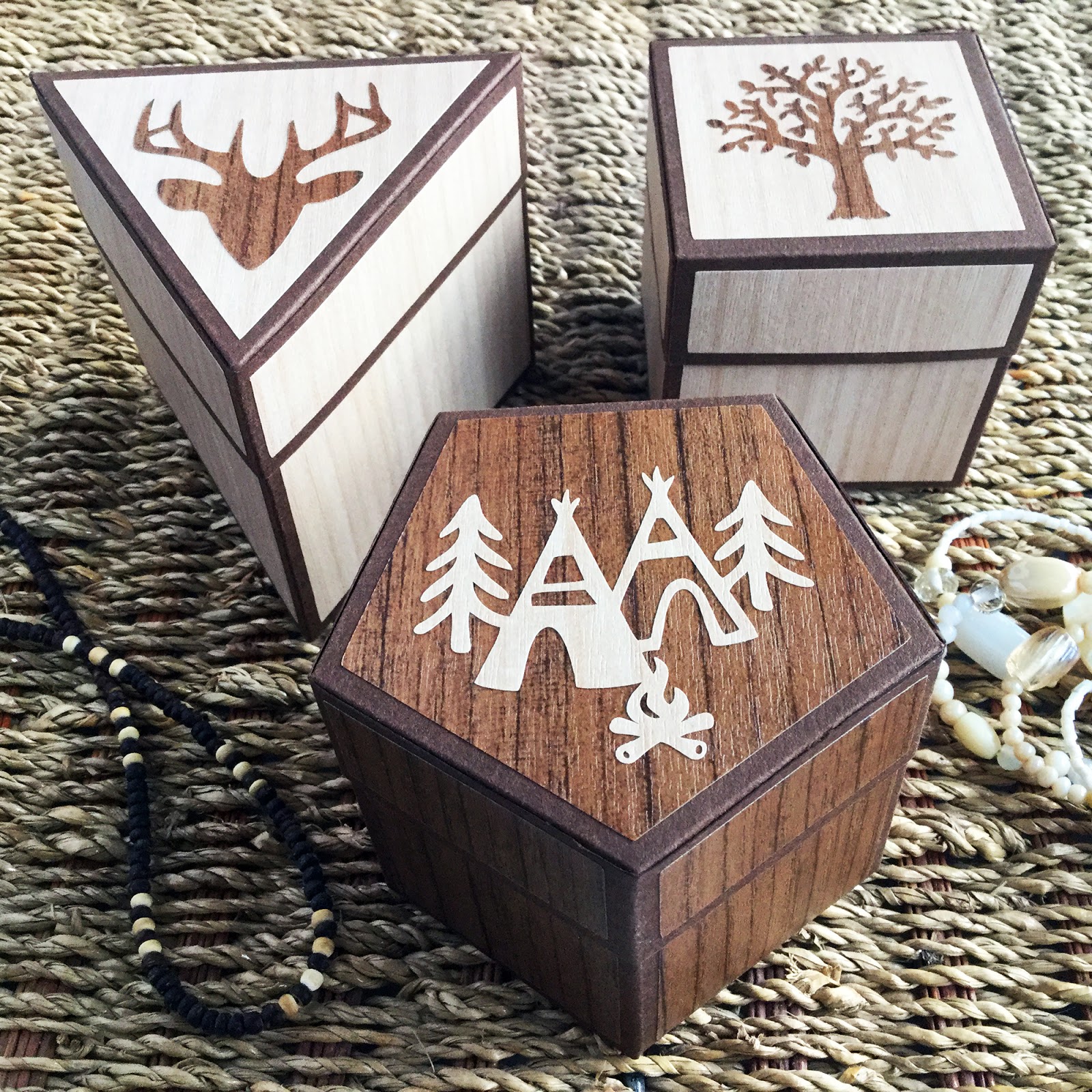 Silhouette UK: Little Wooden Boxes using NEW Silhouette Wood Effect Vinyl