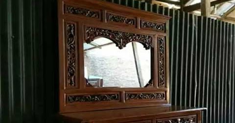 Meja rias kayu jati ukiran model altar - Allia Furniture