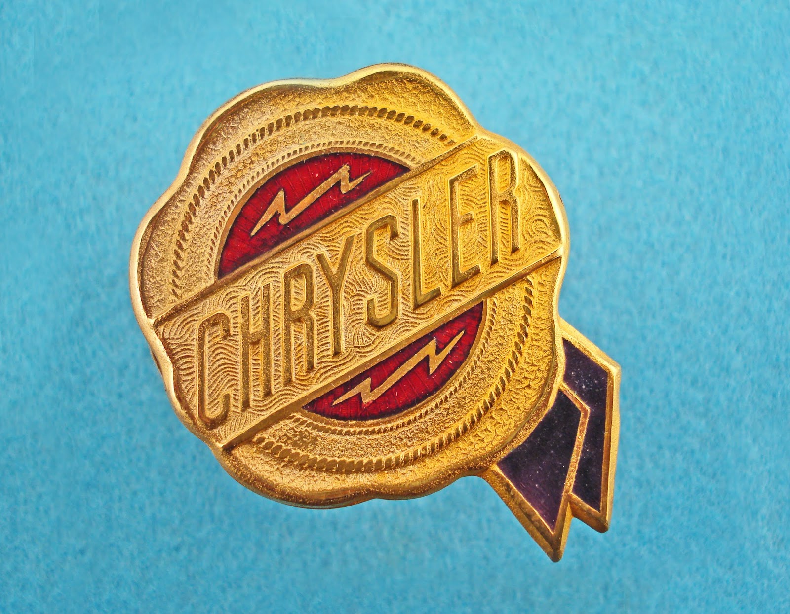 American Auto Emblems: CHRYSLER