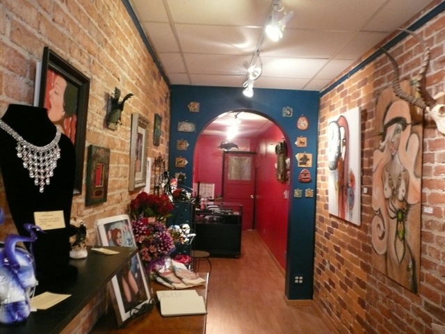 Red Raven Gallery: 2011