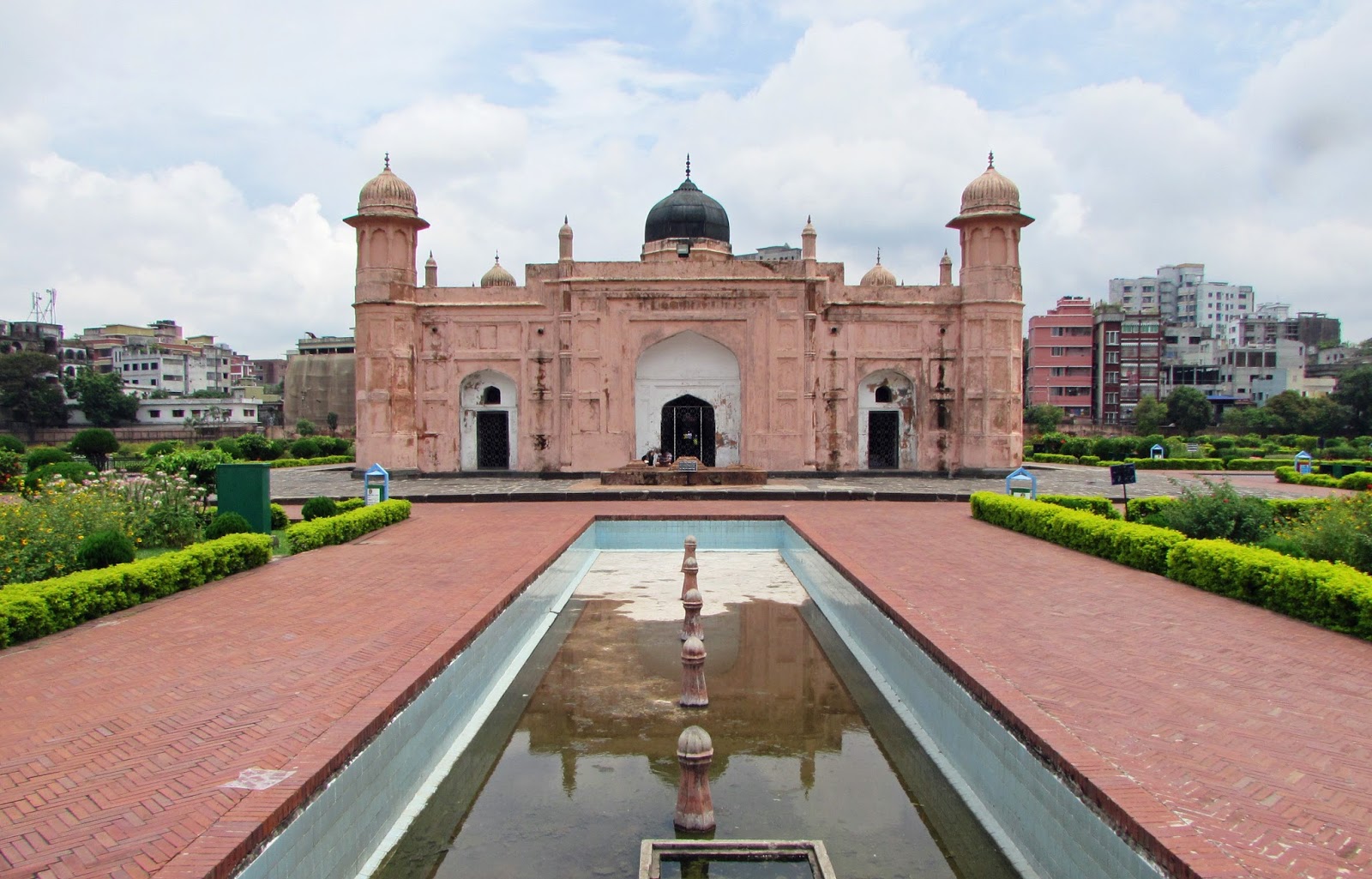 To Travel is to Live: Bangladesh