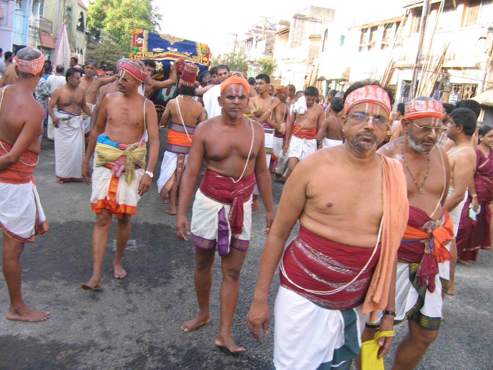 Temple, Travel and Sport: Sri Patham Thangis Srirangam
