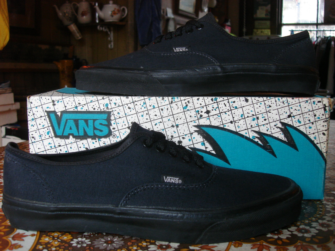 theothersideofthepillow: vintage VANS style #44 authentic US11 black ...