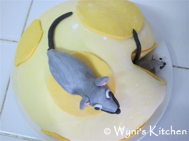 Cheese and Mouse Cake | MAKE. EAT. LOVE
