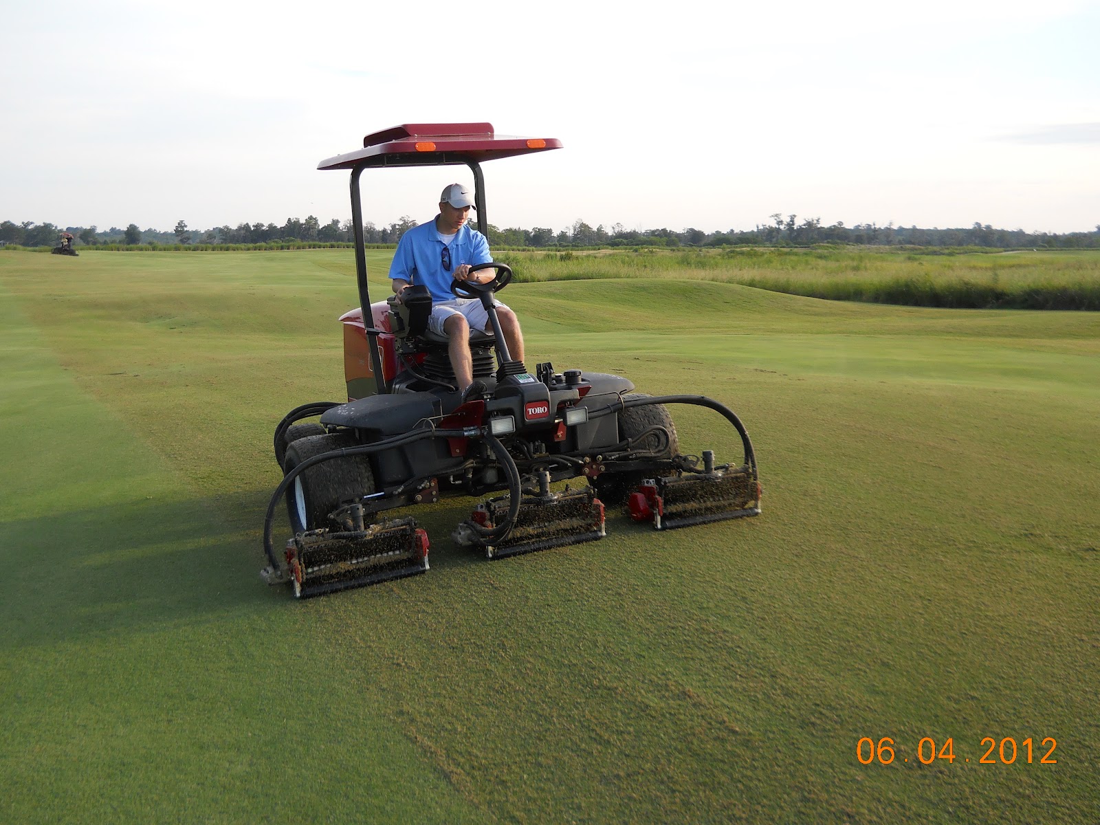 The Ford Plantation Club Agronomy Blog: Bi-Weekly Fairway Verticutting ...