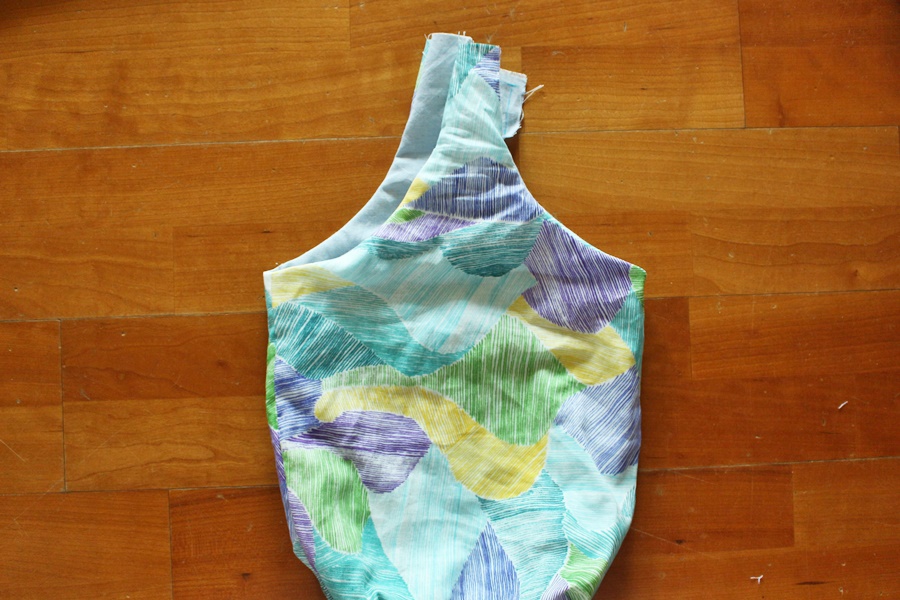 Fabric Hobo Bag Tutorial ~ DIY Tutorial Ideas!