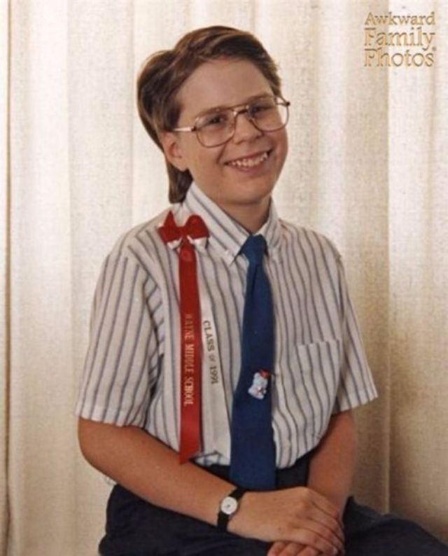 From Bad Hair to Cheesy Smiles, Here Are 40 of the Most Awkward School ...