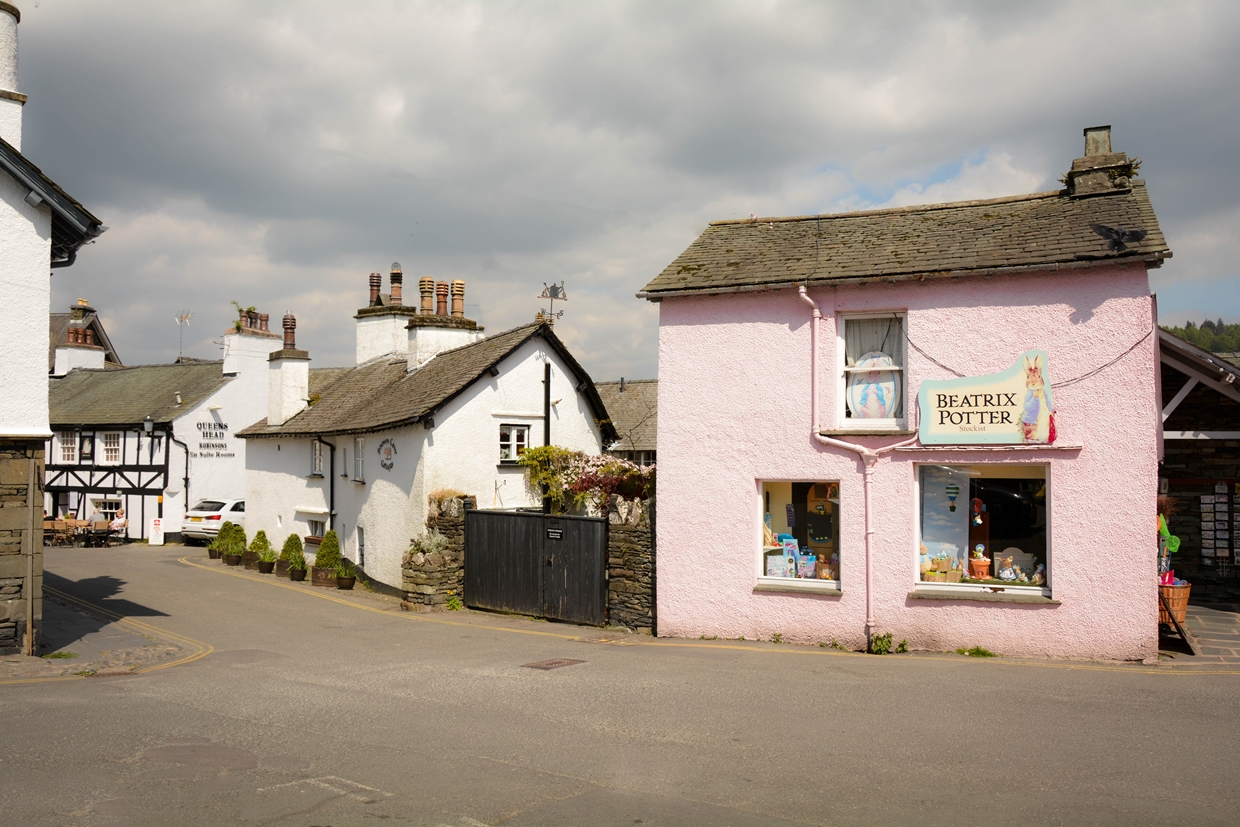 Hawkshead - The Prettiest Lake District Village, England