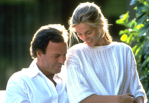 Red Carpet WQedding: Julio Iglesias and Miranda Rijnsburger - Red ...