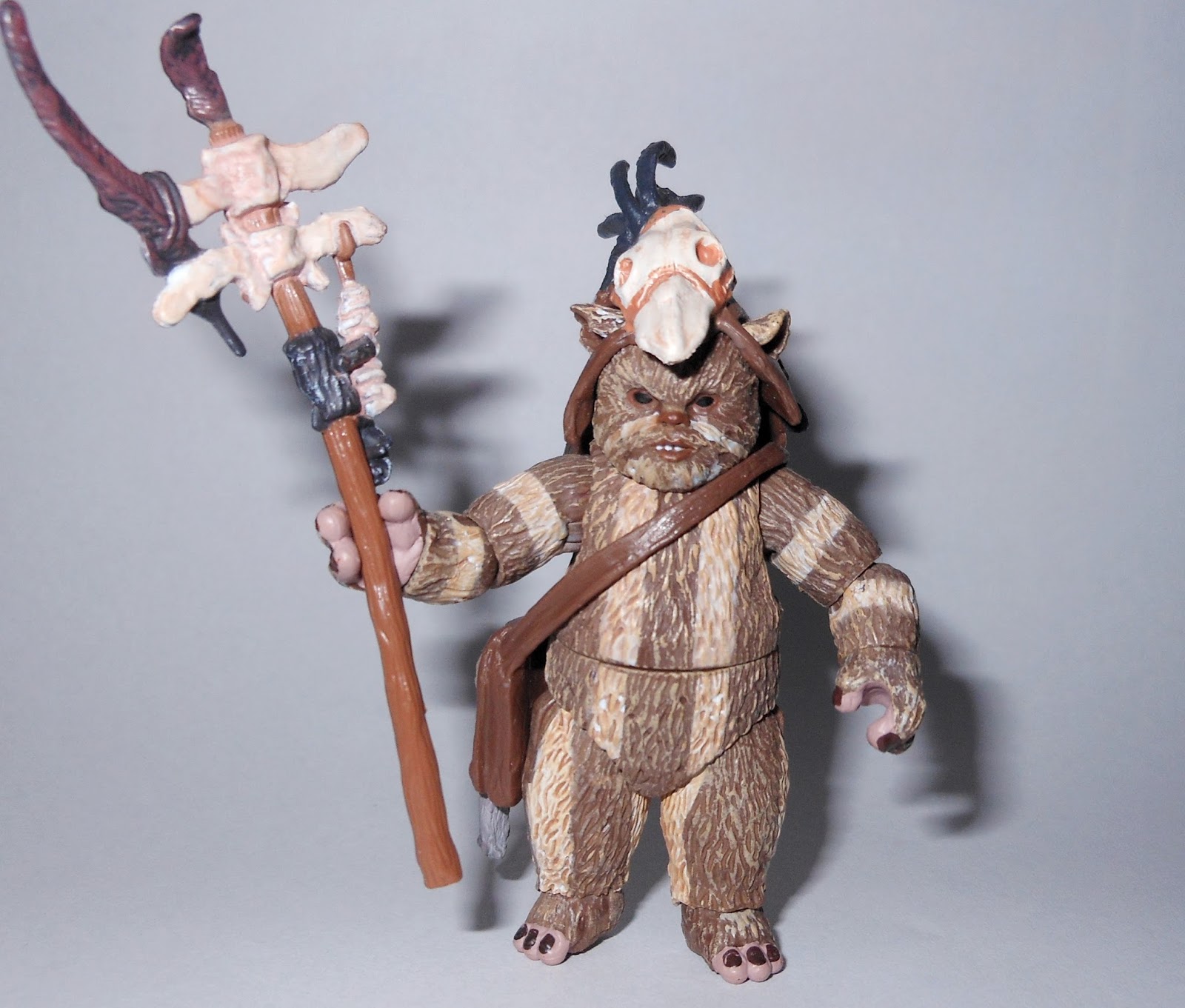 Figuras de Acción A Go-Gó: LOGRAY (EWOK MEDICINE MAN) (STAR WARS: THE ...