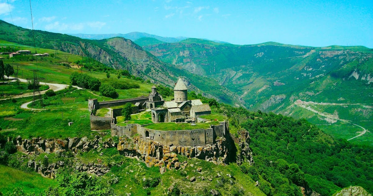 All about Armenia: Տաթևի վանք