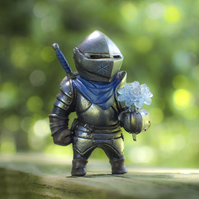 DAHLIA KNIGHTS: Adventurer Version & Fluted Lotus Knight from Fiona Ng ...