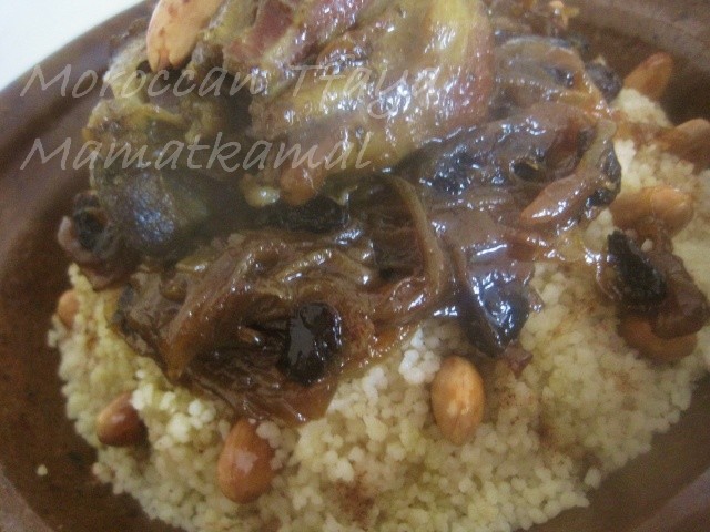 Tfaya Recipe or Caramelized Onions and Raisins / Recette de Tfaya ou ...