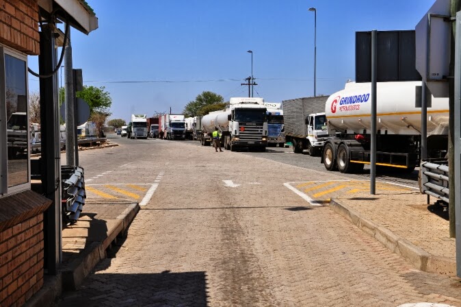 SA Grensposte - SA Ports of Entry: Kopfontein - sets the standard