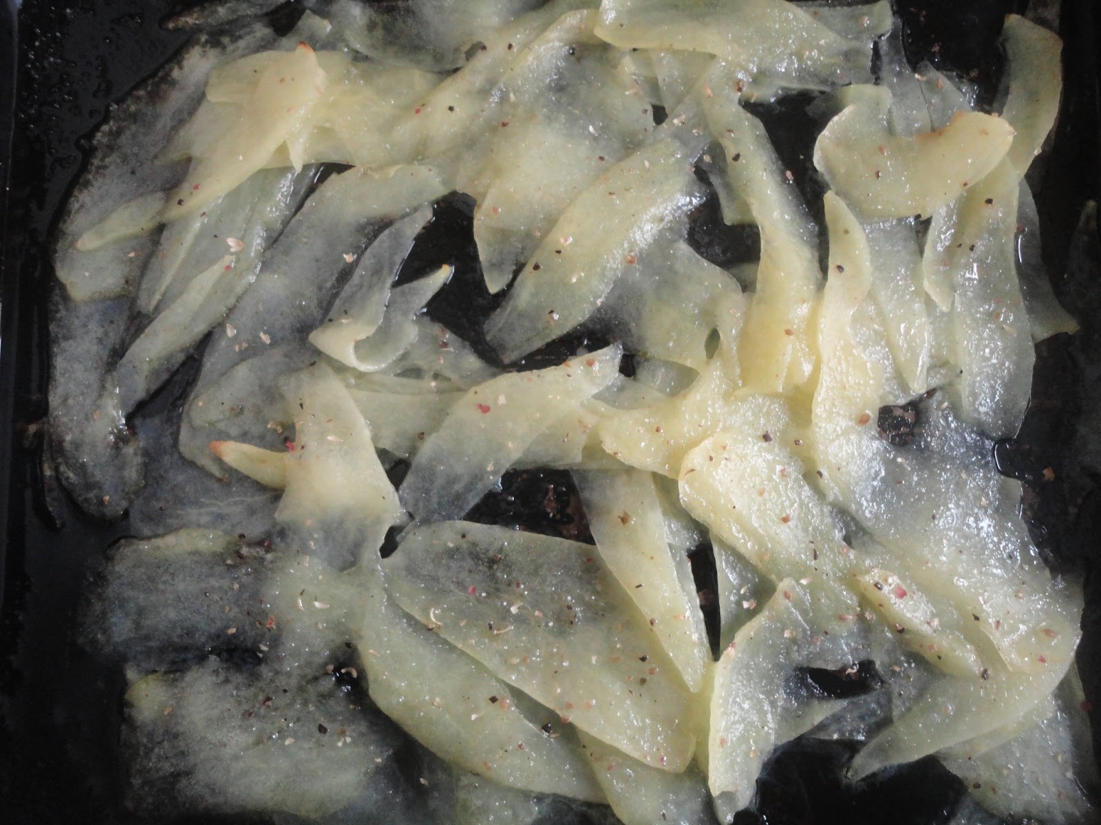 COCER & CANTAR : Cogote de merluza y patatas al horno